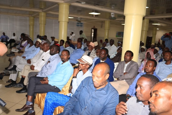 Beesha Murusade oo ka heshiisay mad madow dhexdeeda ka jiray (Sawiro ...