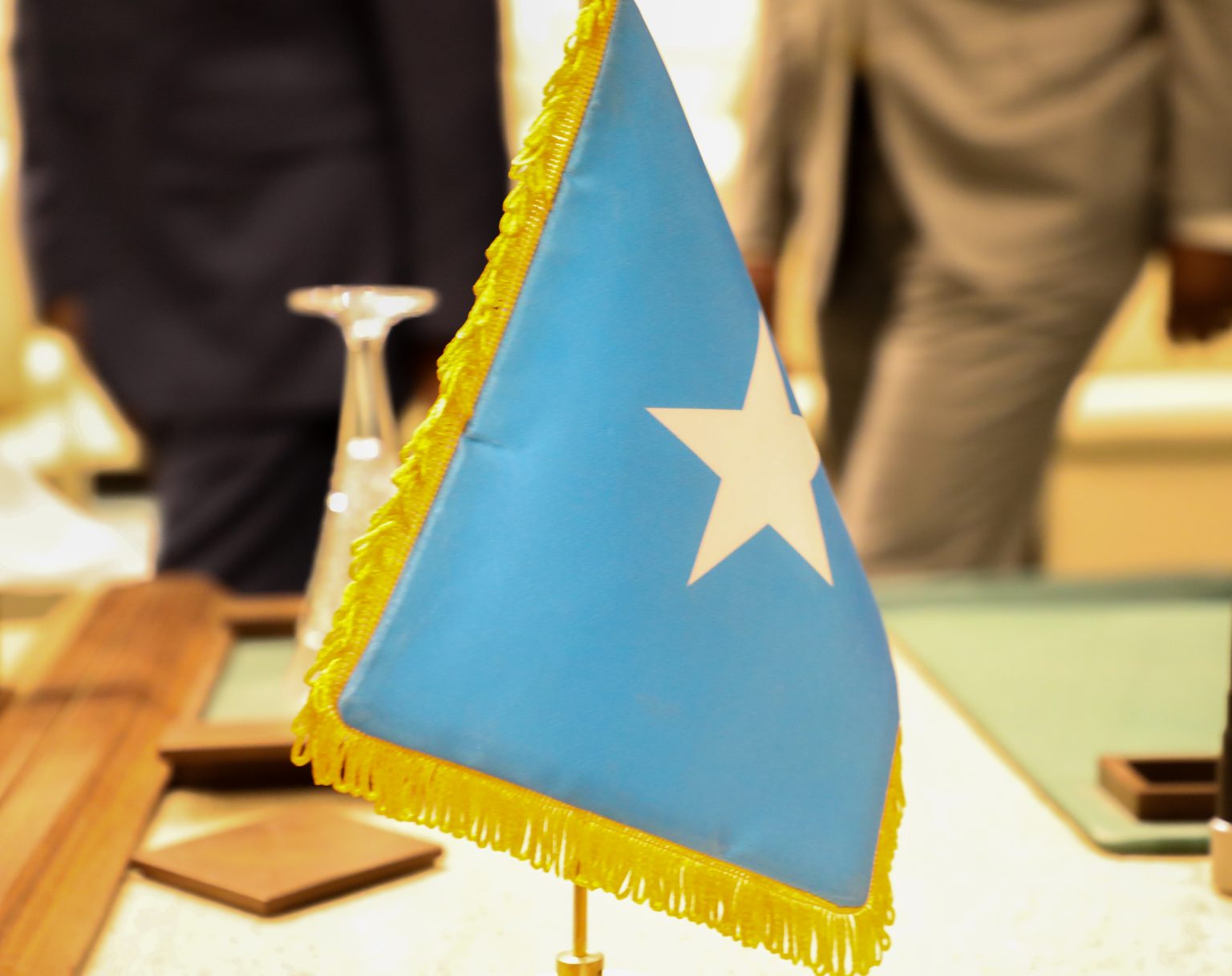 Somaliland oo soo jeedin yaab leh ka sameysay calanka Soomaaliya ...