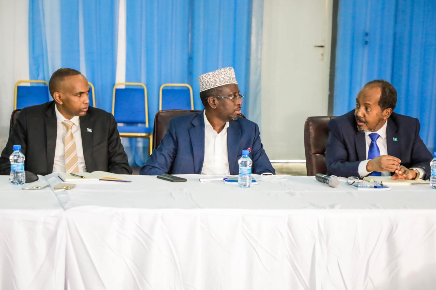 Mucaaradka oo shuruudo ku xiray gogosha uu iclaamiyey Xasan Sheekh ...