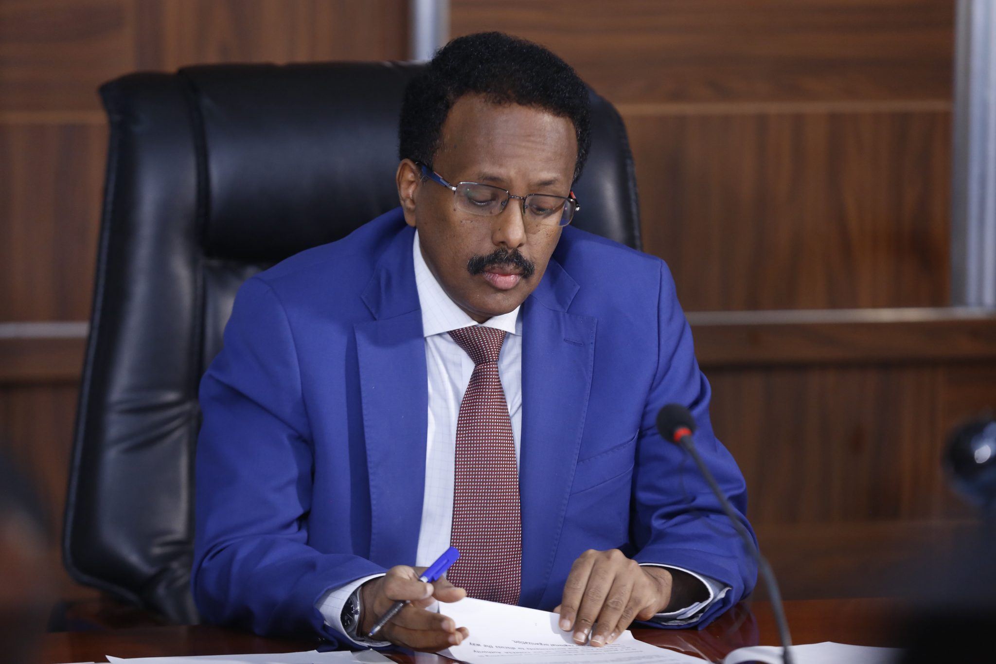 Farmaajo oo mowqif ka soo saaray gogosha uu fidiyey madaxweyne Xasan ...