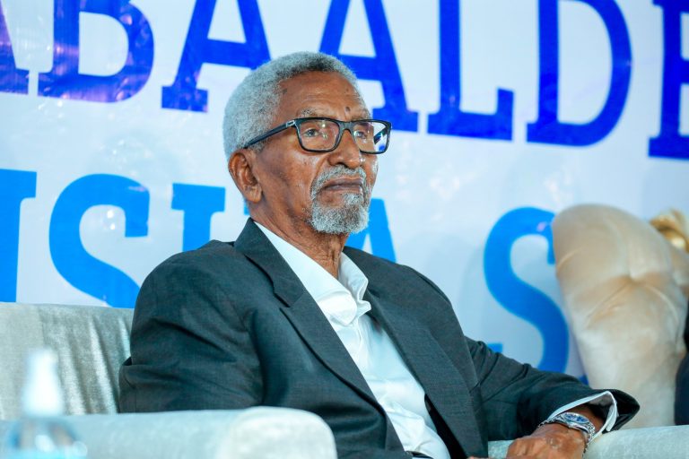 Muxuu yahay hab-dhaqanka cusub ee guddoomiye Cabdi Xaashi uu ka ...