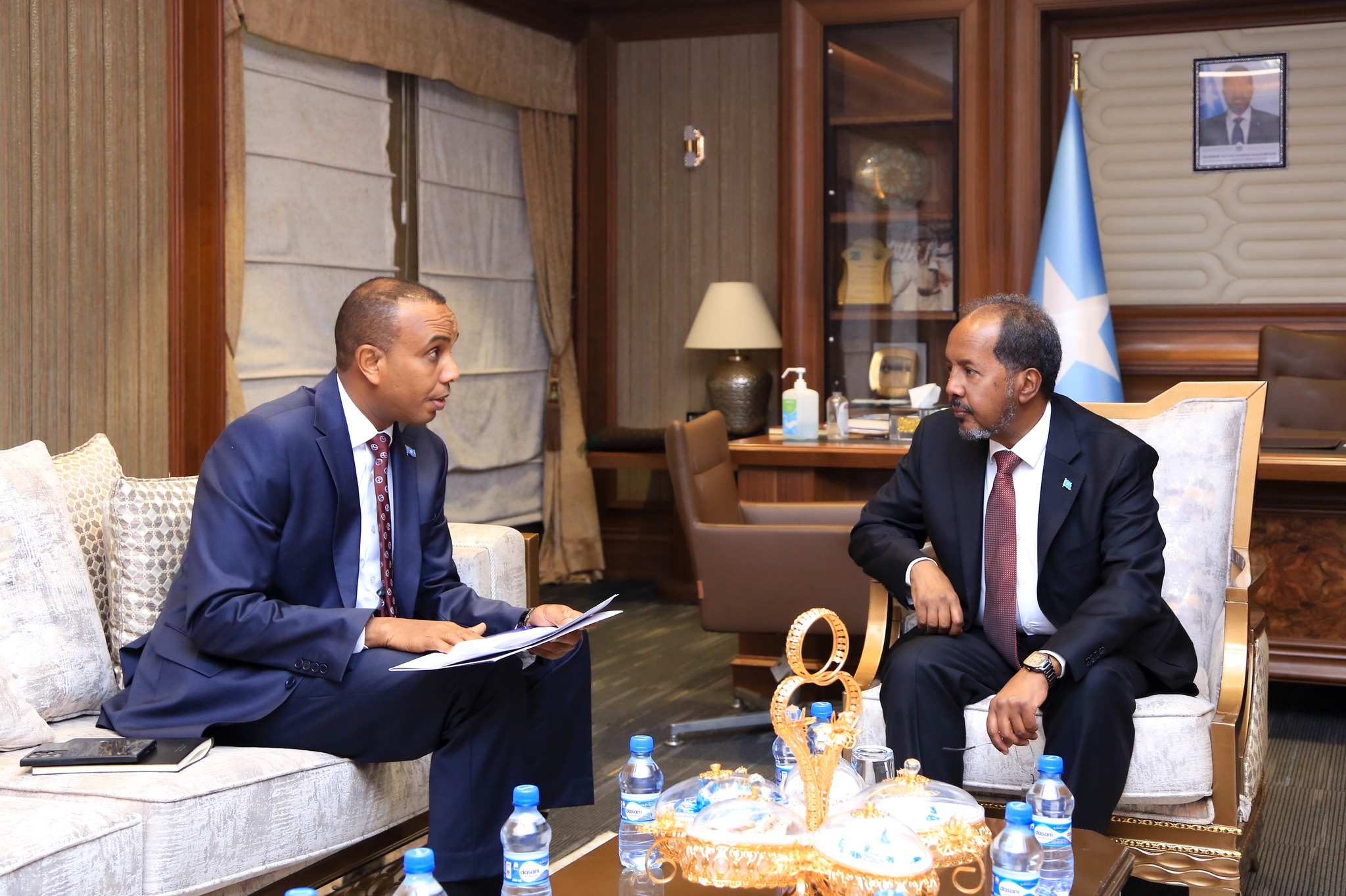 Xasan iyo Xamza oo laga dalbaday inay ka xishoodan arrin yaab leh oo ...