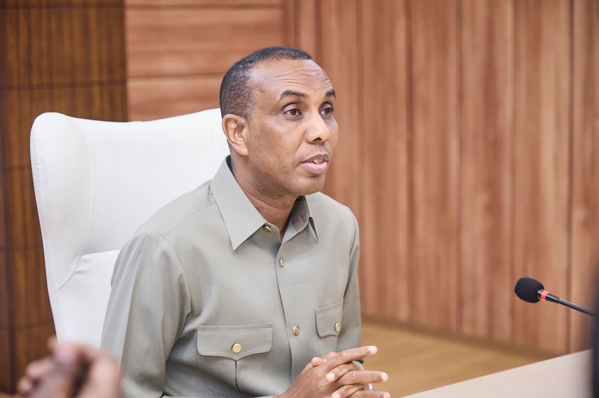 R/Wasaare Xamza oo ku dhowaaqay arrin farxad leh oo la sameynayo ...