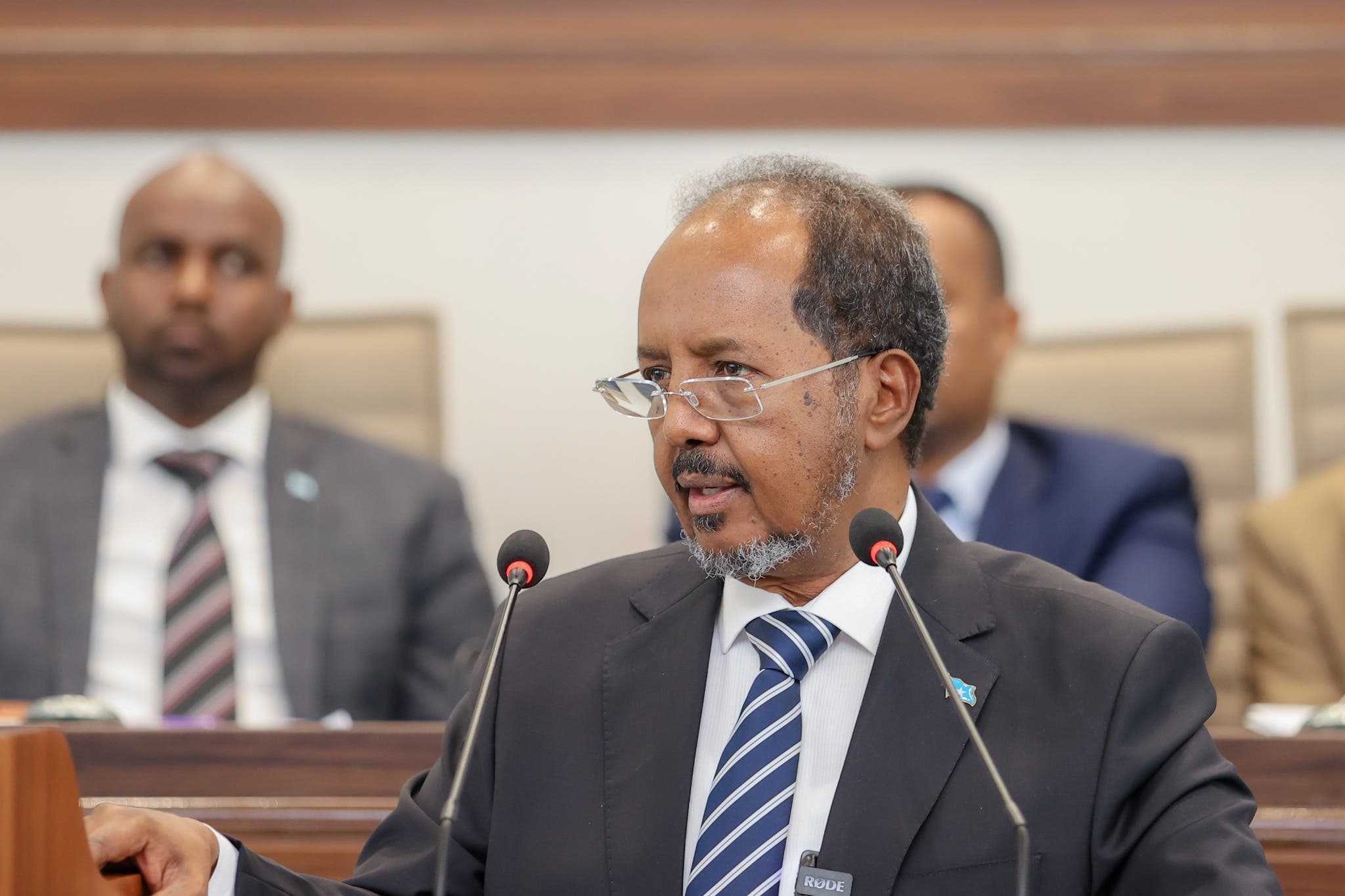 Xasan Sheekh oo hal arrin ku amaanay BF – Ma waxaa la helay xogta ... Xasan Sheekh oo hal arrin ku amaanay BF – Ma waxaa la helay xogta ...