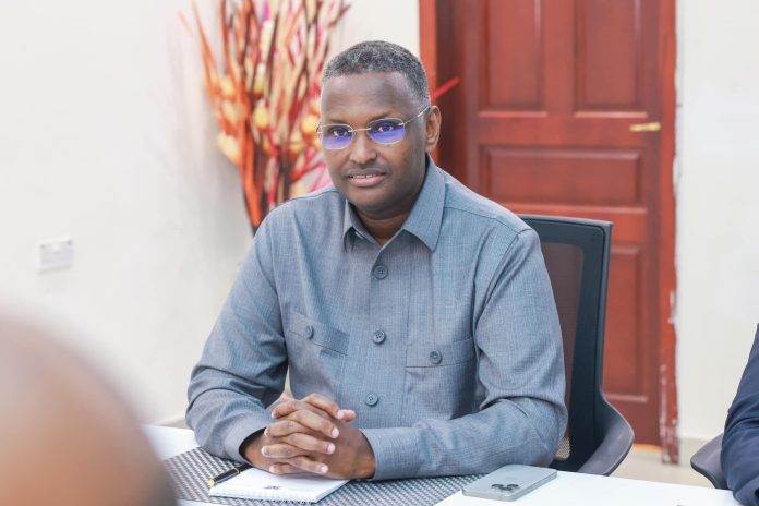 Xog: Maxaa ka jira in Mahad Salaad dib loo magacaabayo? + Kulamo ...