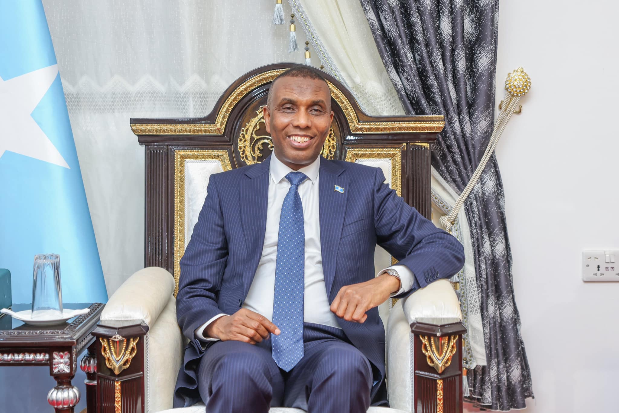 Xamza oo xerada Xalane kula kulmay Deni iyo Madoobe iyo arrin cajiib ah ...