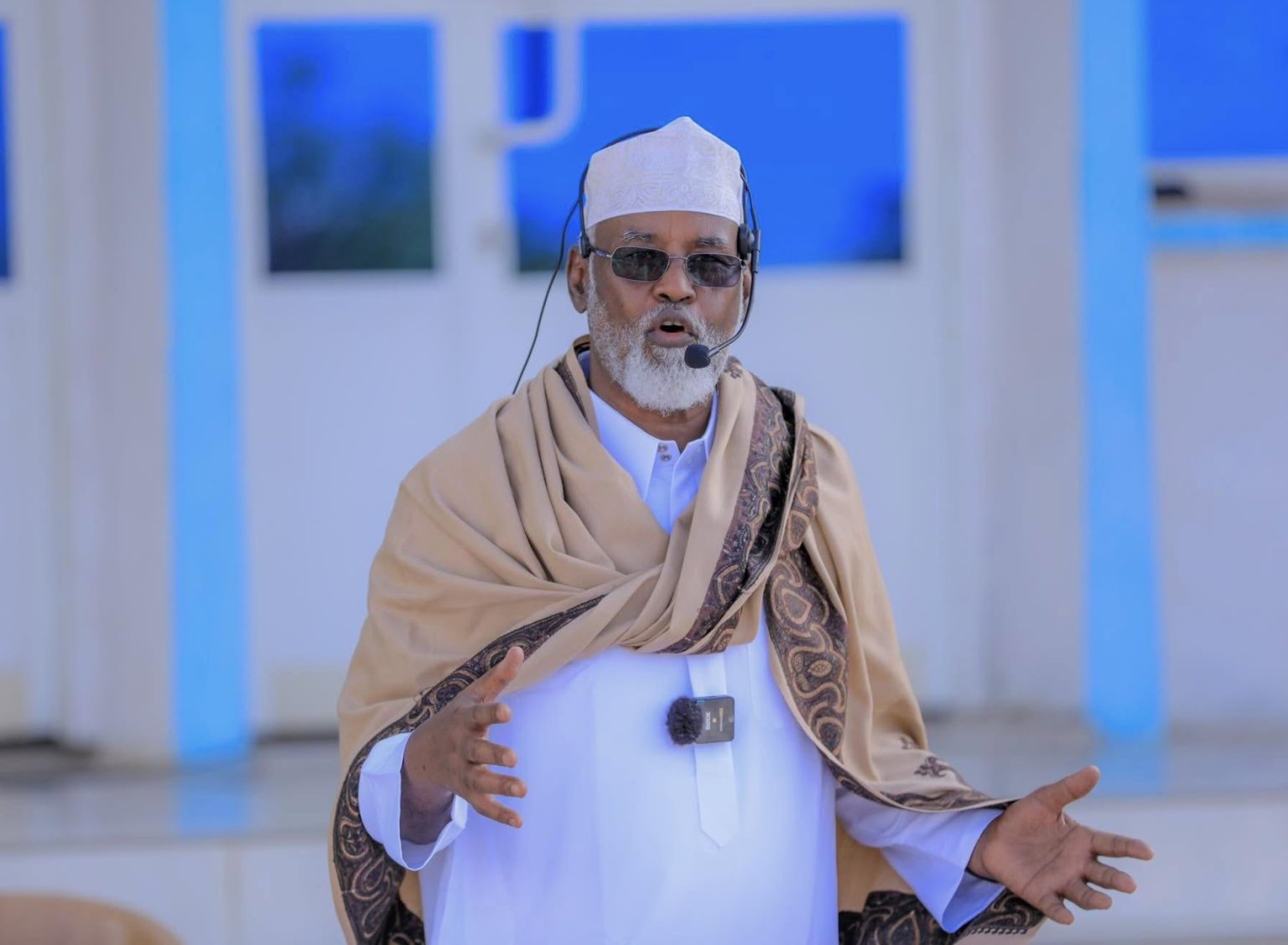 Muxuu AXMED Madoobe ka yiri gogosha wada-hadal ee uu fidiyey Xasan ...