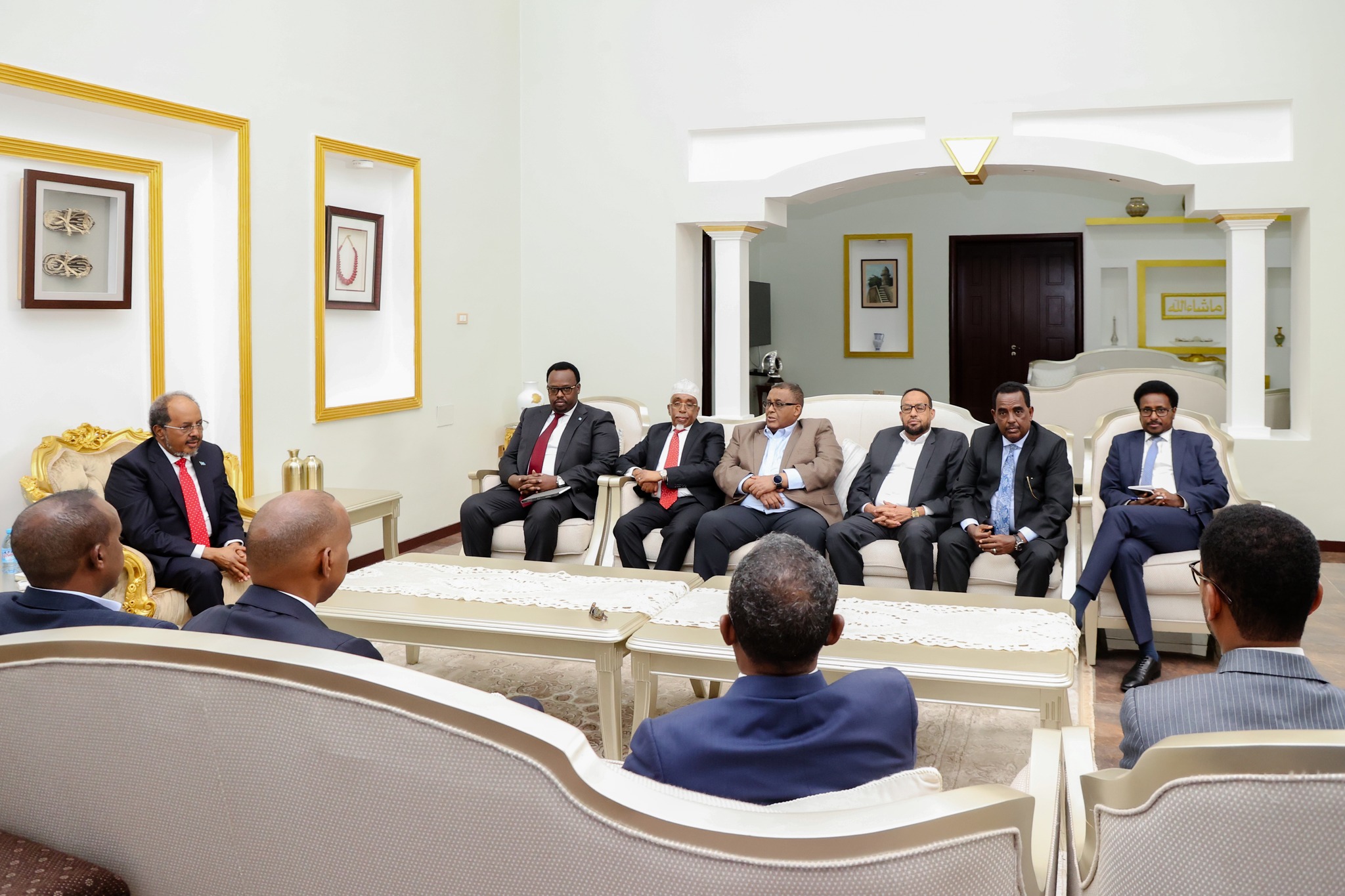 Villa Somalia oo war kasoo saartay shirka Xasan Sheekh iyo mucaaradka ...