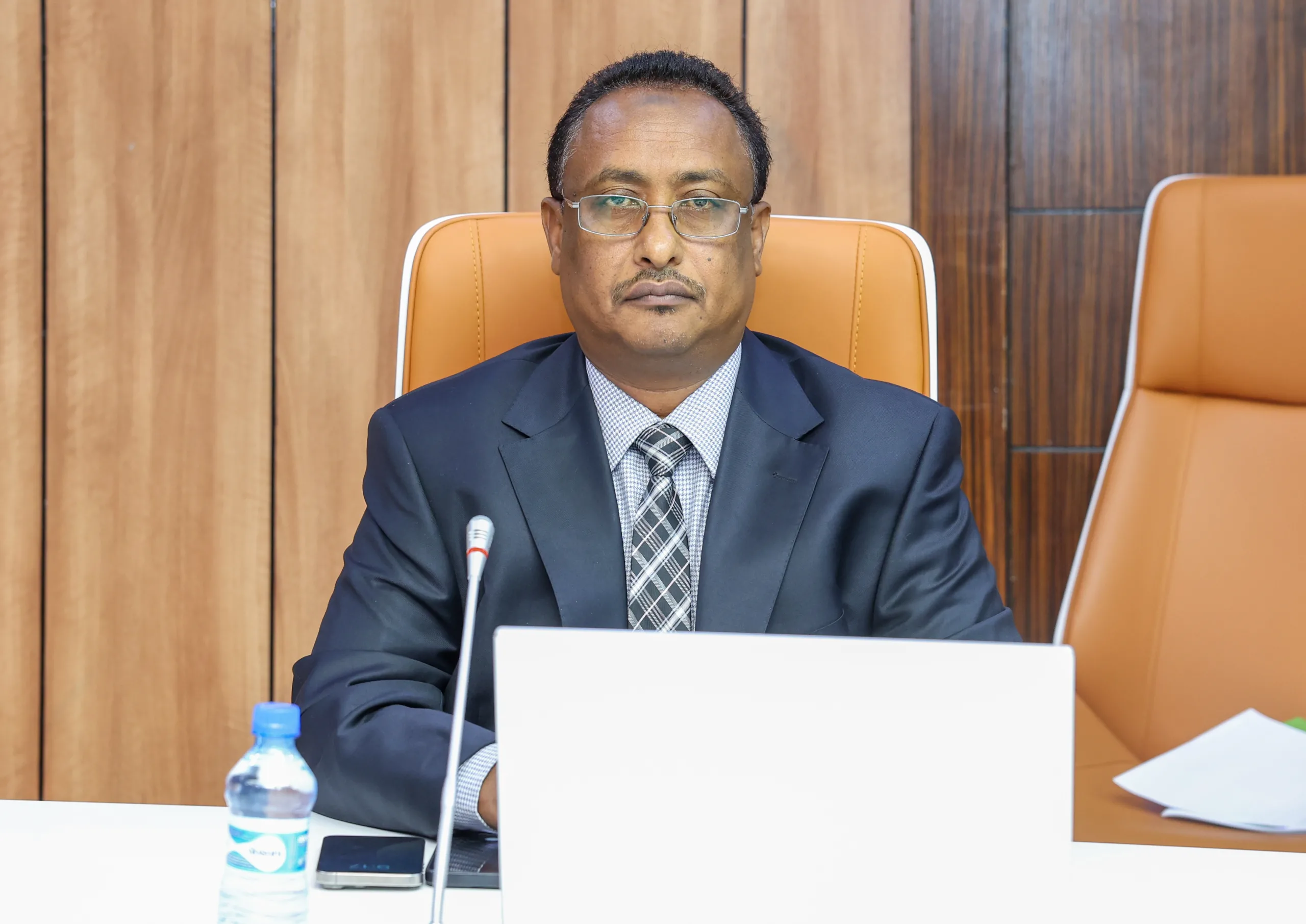 Muxuu maamulka G/Banaadir ka yiri eedeynta 'qasabka' ee guddiga ...