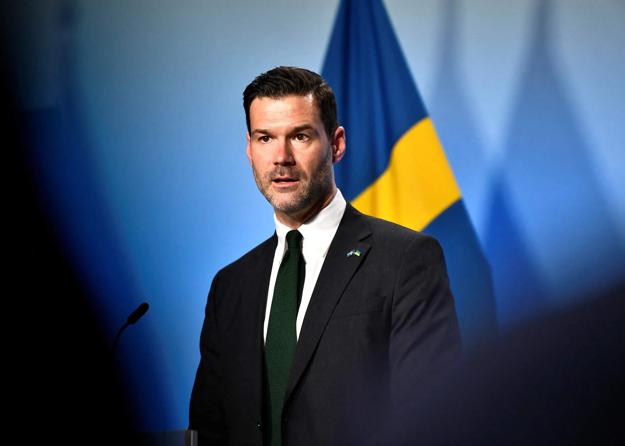Sweden says it will continue forced deportations to Somalia